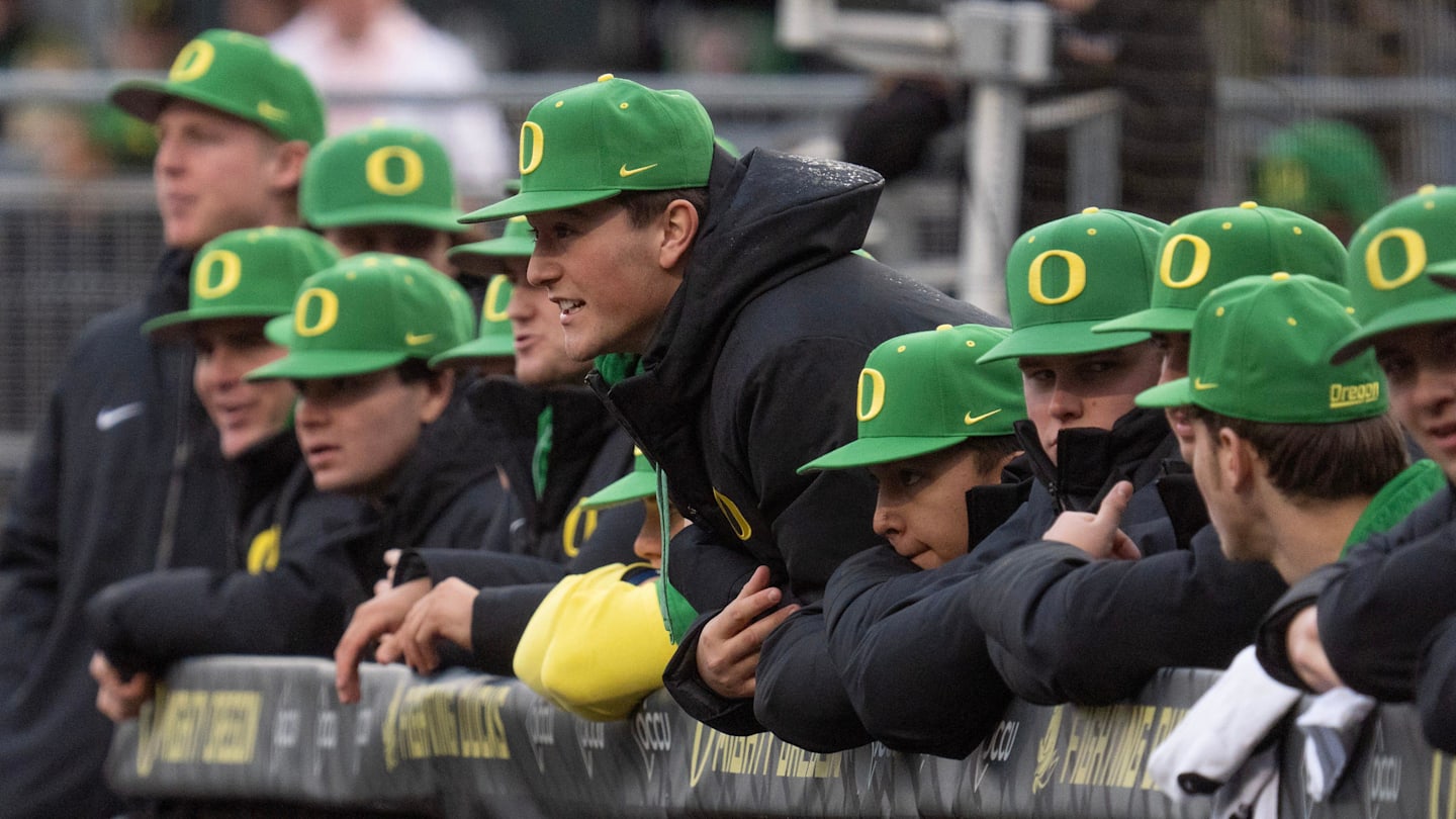Oregon Ducks Baseball To Drop In Top 25 Rankings After Losses to Ohio ...