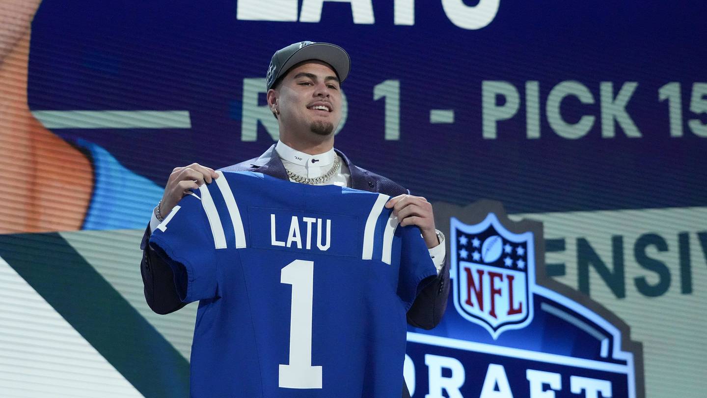 Colts Legend with High Praise for Laiatu Latu