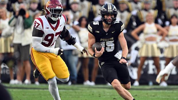 Controversial Call Sparked by Purdue’s Double-Pass Touchdown vs. USC