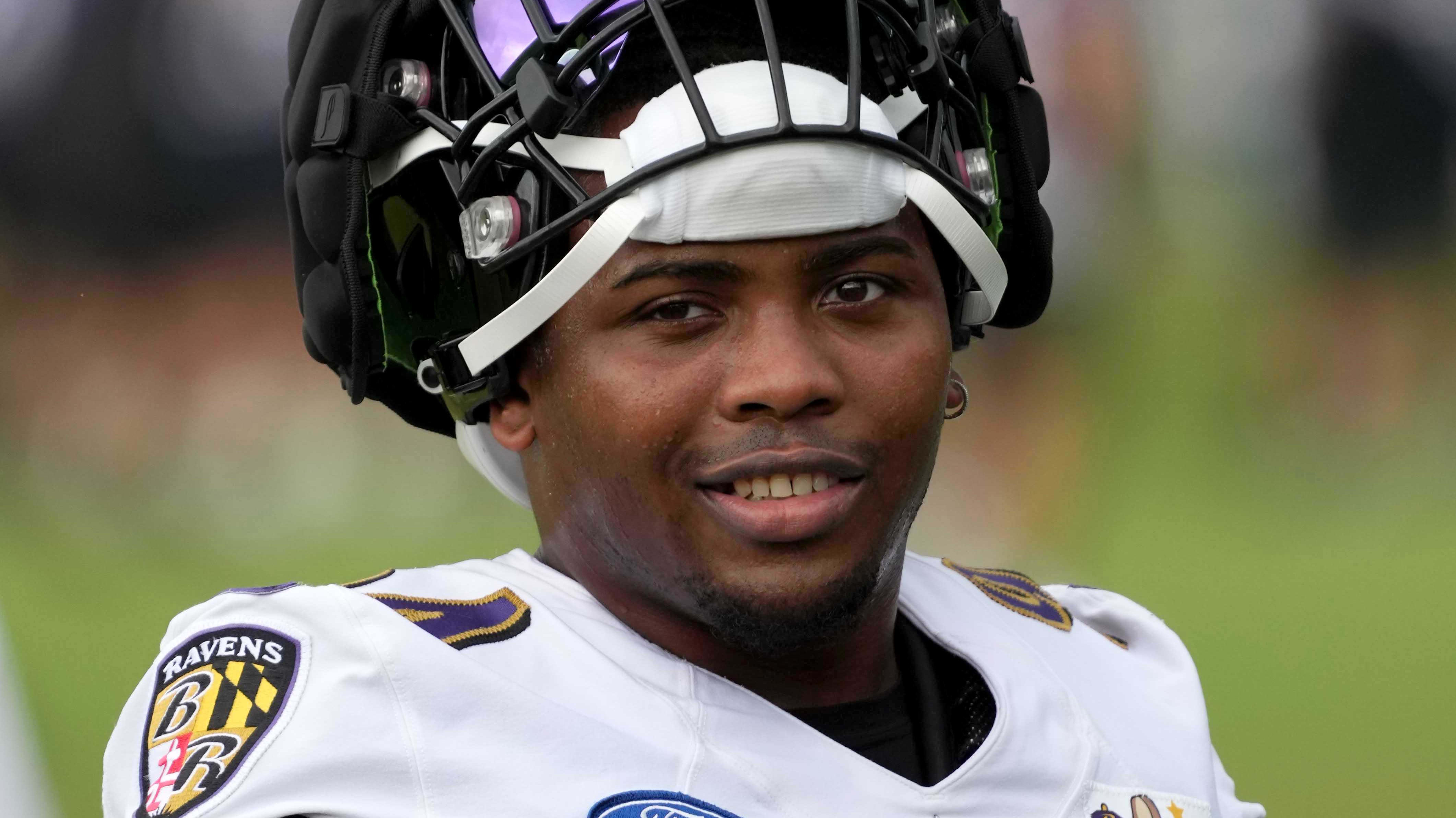 Isaiah Mack is the new Miami Dolphins defensive tackle, here is what ...