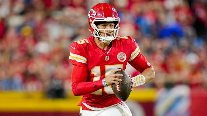 Patrick Mahomes Back on Top of Week 7 NFL DFS Quarterback Rankings