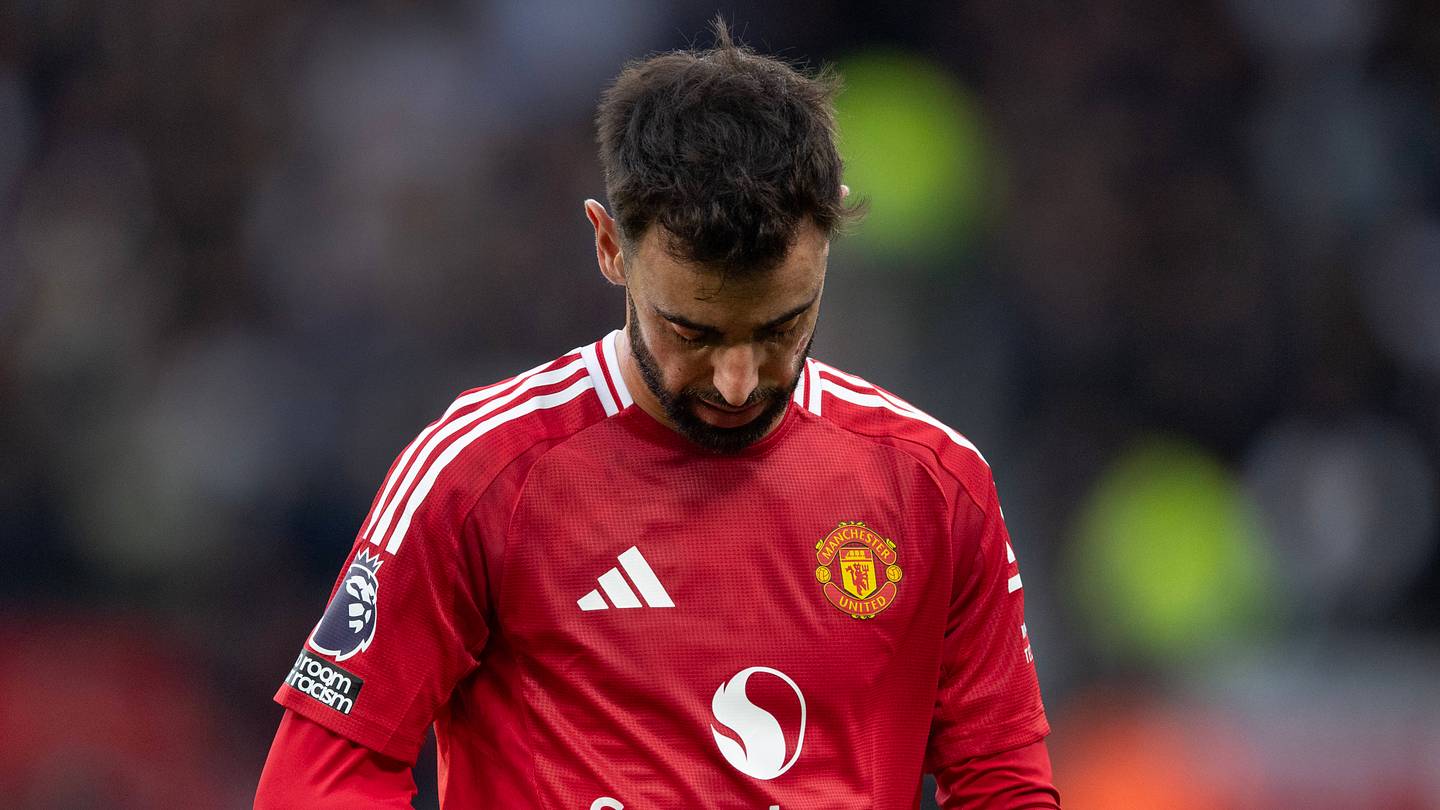 Watch Bruno Fernandes Receive Second Red Card in Five Days