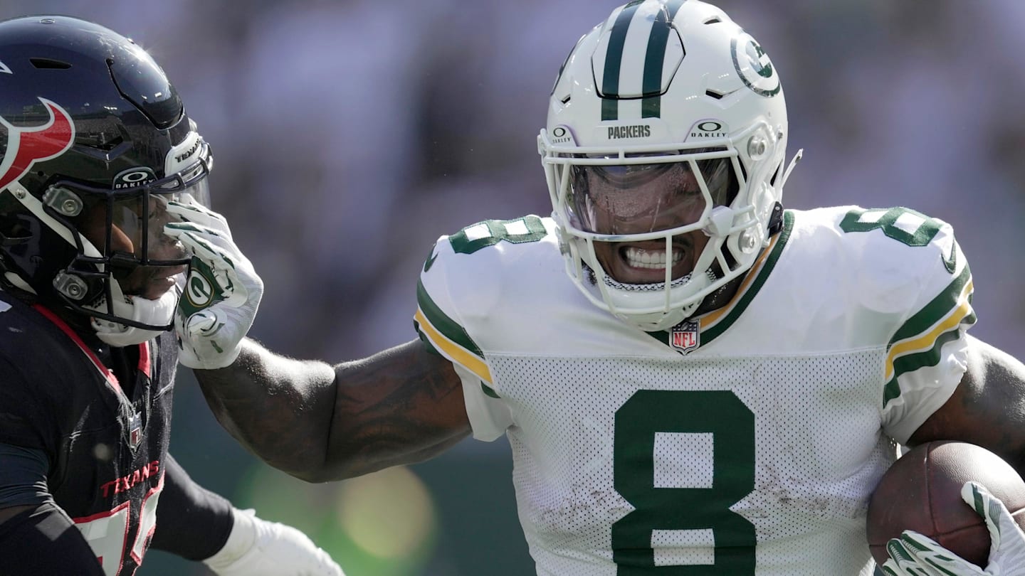 Josh Jacobs Racing Aaron Jones to NFL Milestone