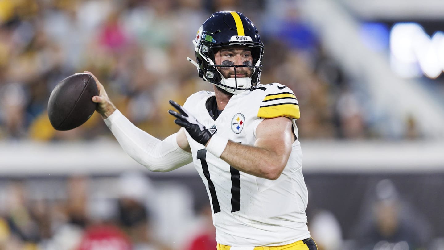 Pittsburgh Steelers QB Steals Show, And Roster Spot?