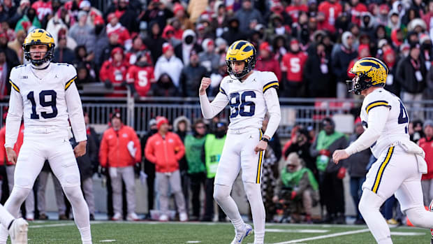 Michigan kicker Dominic Zvada breaks down the game-winning kick against ...