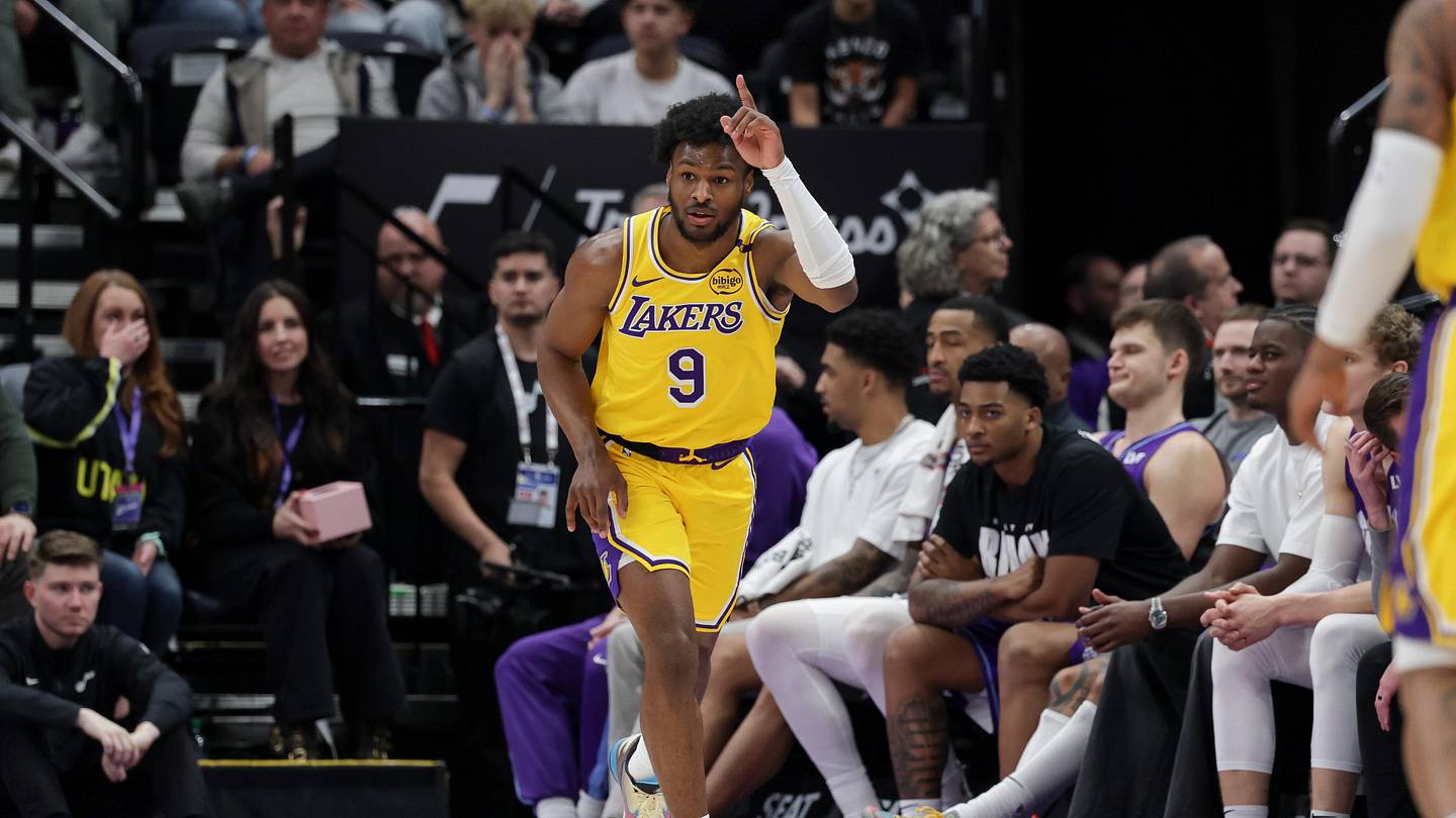Bronny James Turns Heads As L.A. Lakers Star Lebron James Reaches 50k ...