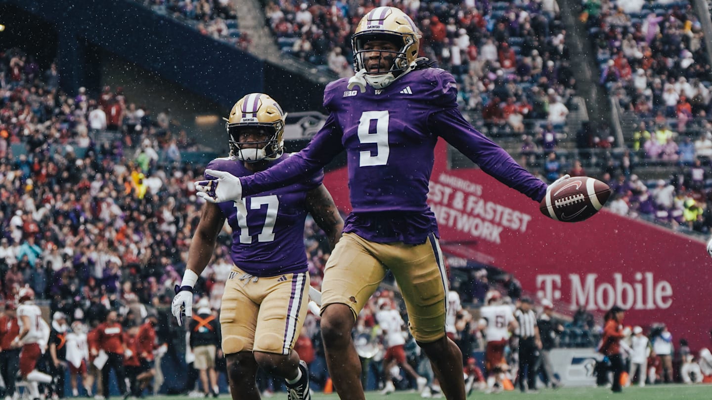 Thaddeus Dixon Goes From Husky Back-Up to Nationally Ranked Corner