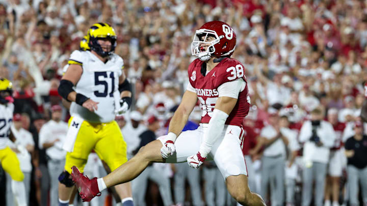 Oklahoma LB Owen Heinecke’s Journey to Becoming Key Defensive Playmaker