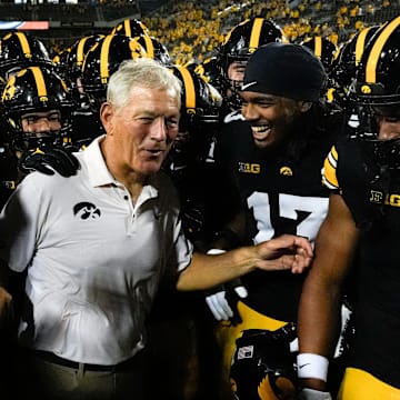 Iowa Hawkeyes, Ben McCollum Make Offer to Intriguing 2026 Forward