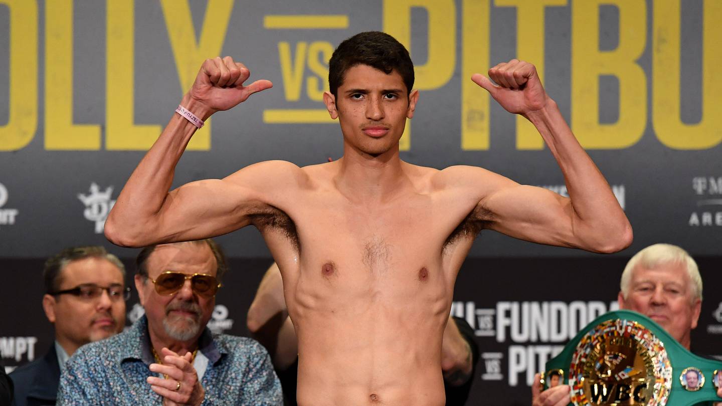 Boxing Tonight: Sebastian Fundora vs Chordale Booker Odds and Prediction
