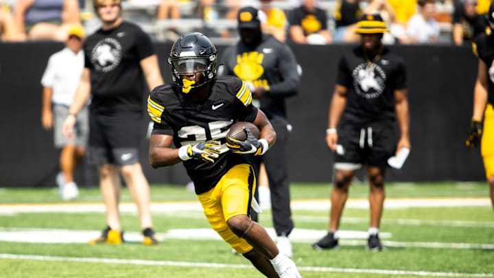 Iowa Hawkeyes OC Seeing Growth From Running Back Core