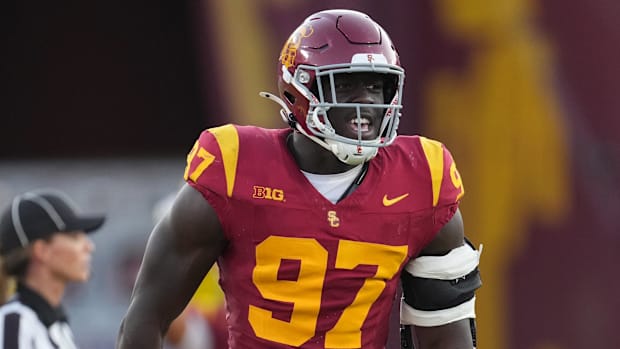 USC Linebacker Desman Stephens Details Areas of Improvement for Trojans ...