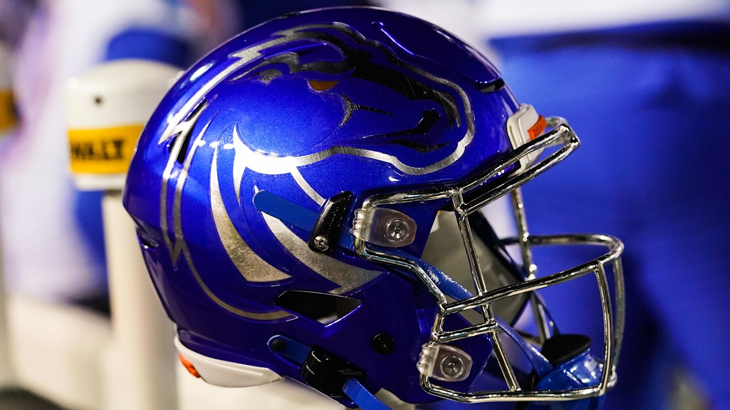 boise state helmet coloring pages