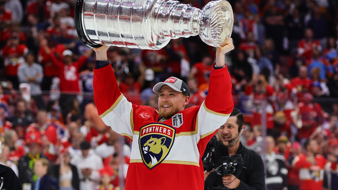 Florida Panthers Defenseman Named NHL's Best Contract