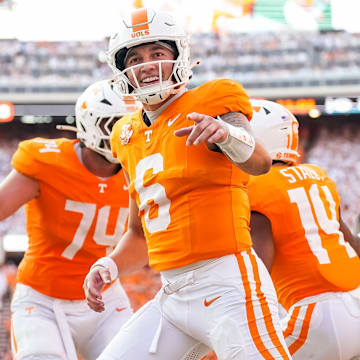 Tennessee EDGE Target Hezekiah Harris Will Announce His Final Decision ...