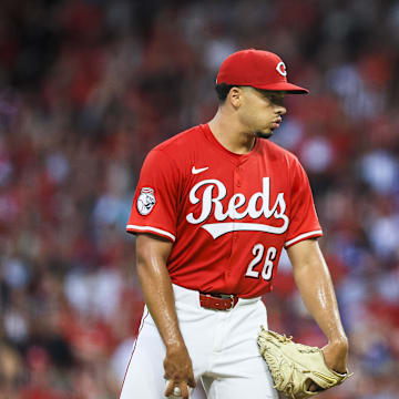 Cincinnati Reds Offense Reaches Historic Low Not Seen Since 1945
