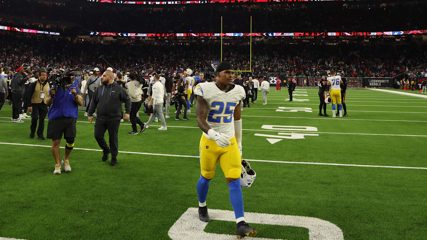 Jim Harbaugh revealed why potential breakout LB was shut down for season