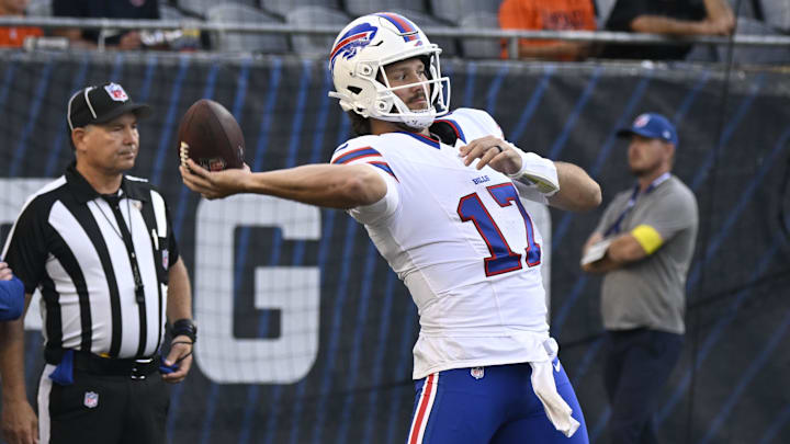 Bills keep key starters on sideline while Mike White takes QB1 reps vs ...