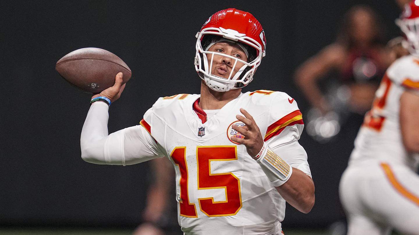 Patrick Mahomes Falling in Latest NFL MVP Odds Standings (Josh Allen ...