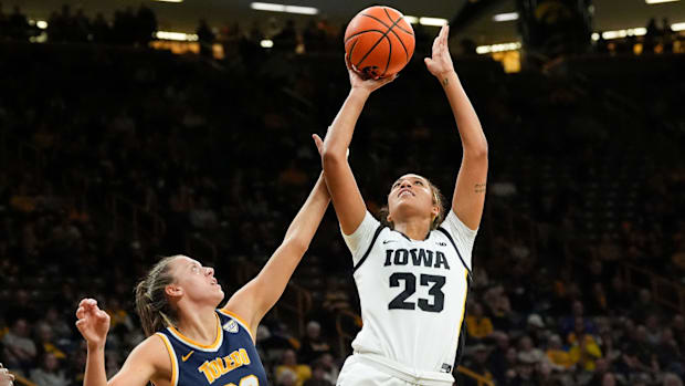 Iowa Hawkeyes Women's Basketball Reaches Season Ticket Milestone