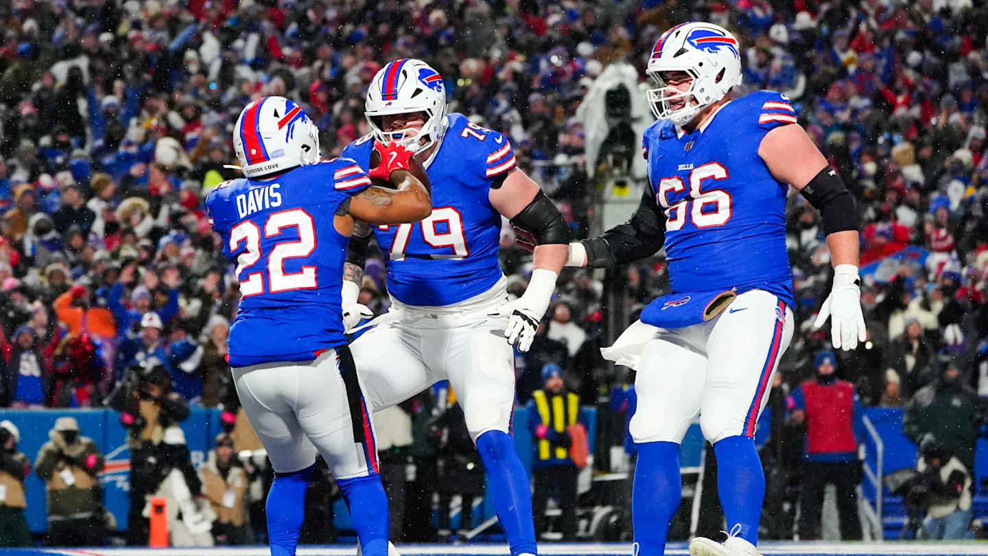 Buffalo Bills' camera-shy starter reveals his mother's advice for 'Hard ...