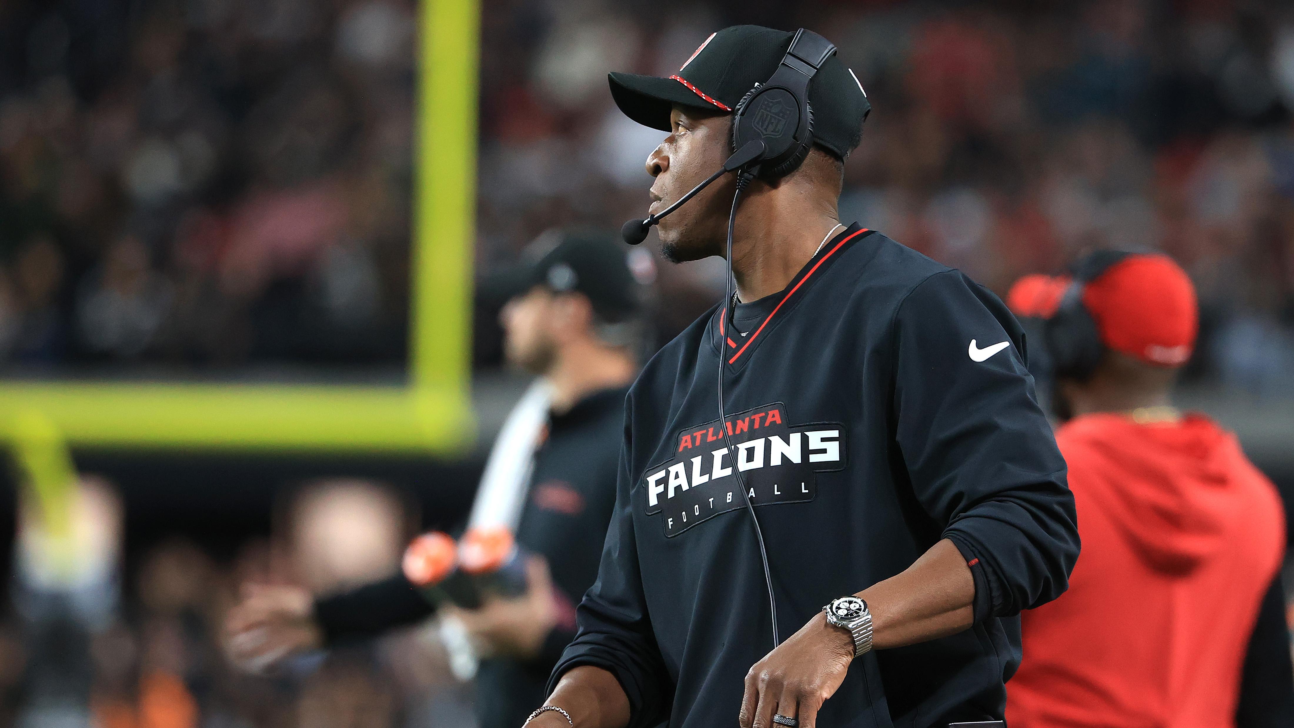 Is Atlanta Falcons head coach Raheem Morris on the hot seat in Week 17?