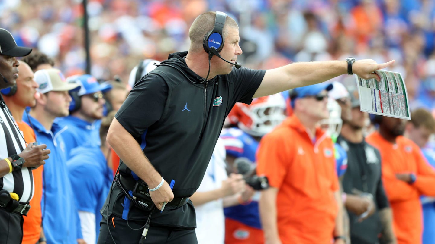 Gators Billy Napier Needs To Hand Over Playcalling Duties