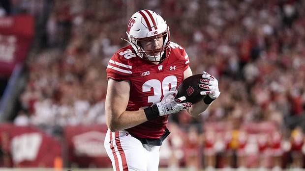 Wisconsin Badgers football: 3 questions for offense to answer after ...