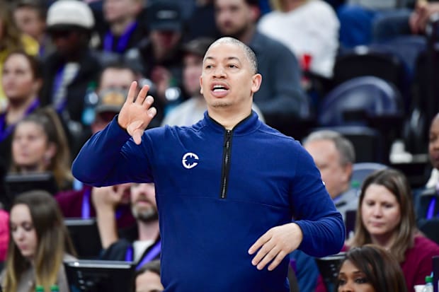 LA Clippers Coach Leaves Game vs Kings Due to Injury