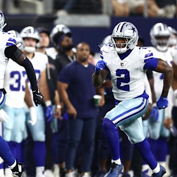 Dallas Cowboys' uniform combination vs Philadelphia Eagles for NFL Week 1