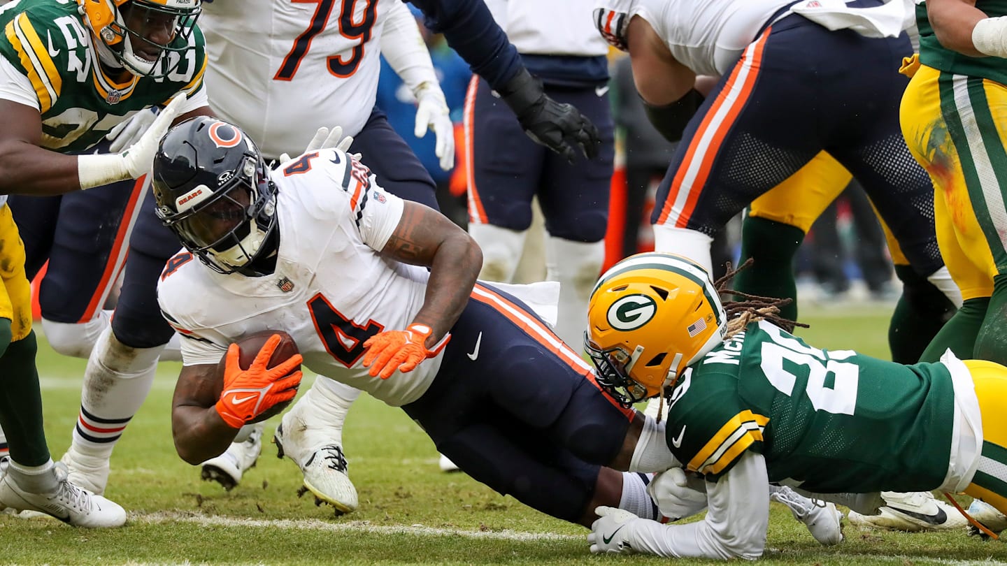 Five pieces Ben Johnson's Chicago Bears offense still lacks