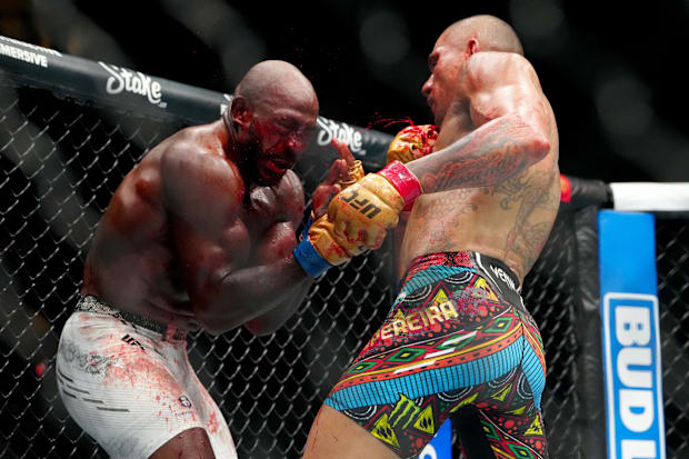 Oleksandr Usyk teases potential boxing match with UFC champion Alex Pereria