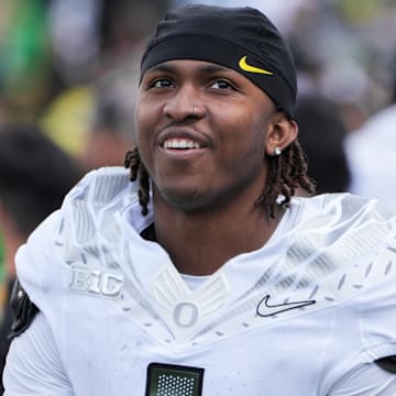 Oregon Ducks' Dakorien Moore Run-Blocking Grade Puts Nation On Notice