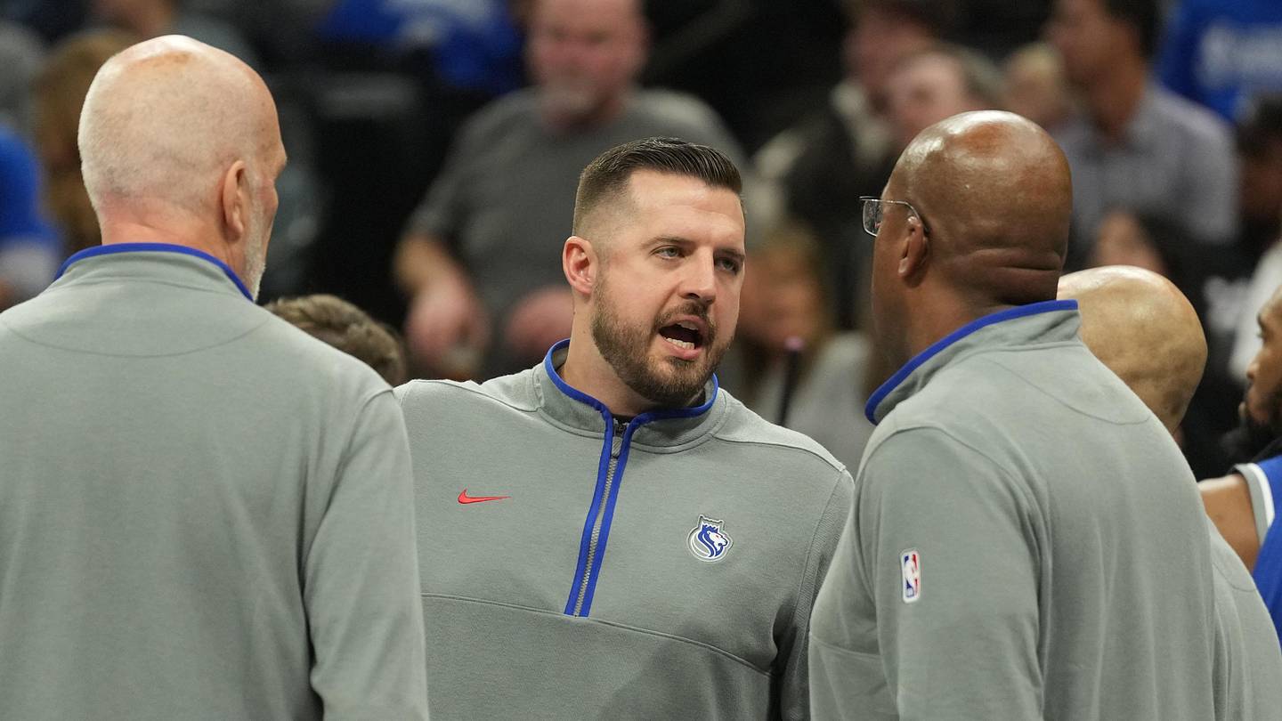 Florida State to Hire Sacramento Kings Assistant Luke Loucks As Next ...