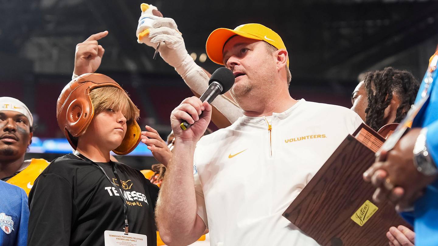 Why Tennessee Volunteer Fans Should Be Upset About Their Latest AP Poll ...