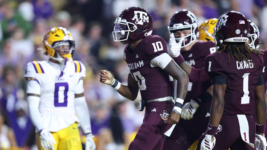 Texas A&M Aggies Neck-and-Neck With LSU Tigers After First Half ...