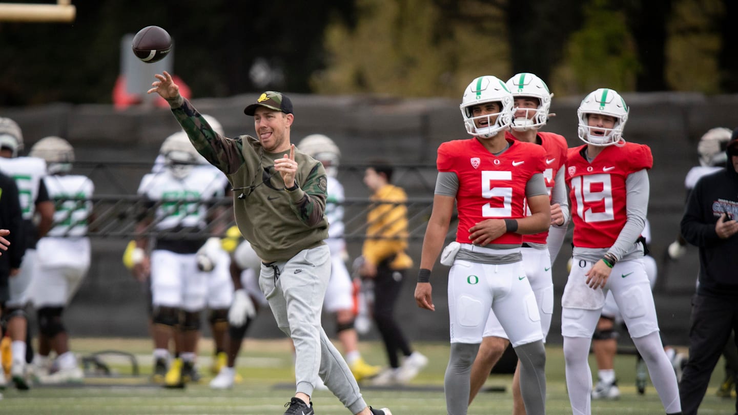 Oregon Ducks Offer 2025 Cal Commit, Quarterback Jaron-Keawe Sagapolutele