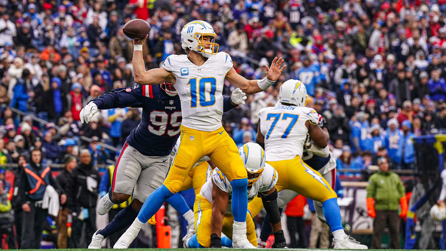 Justin Herbert's key statistic to leading playoff offense for Chargers