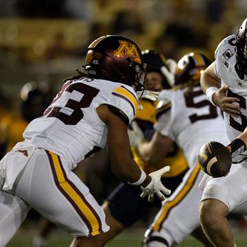 QB guru boldly calls Gophers' Drake Lindsey a future first-round pick