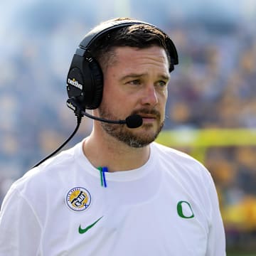 Oregon Ducks Offensive Line Transformation Receives Rave Reviews