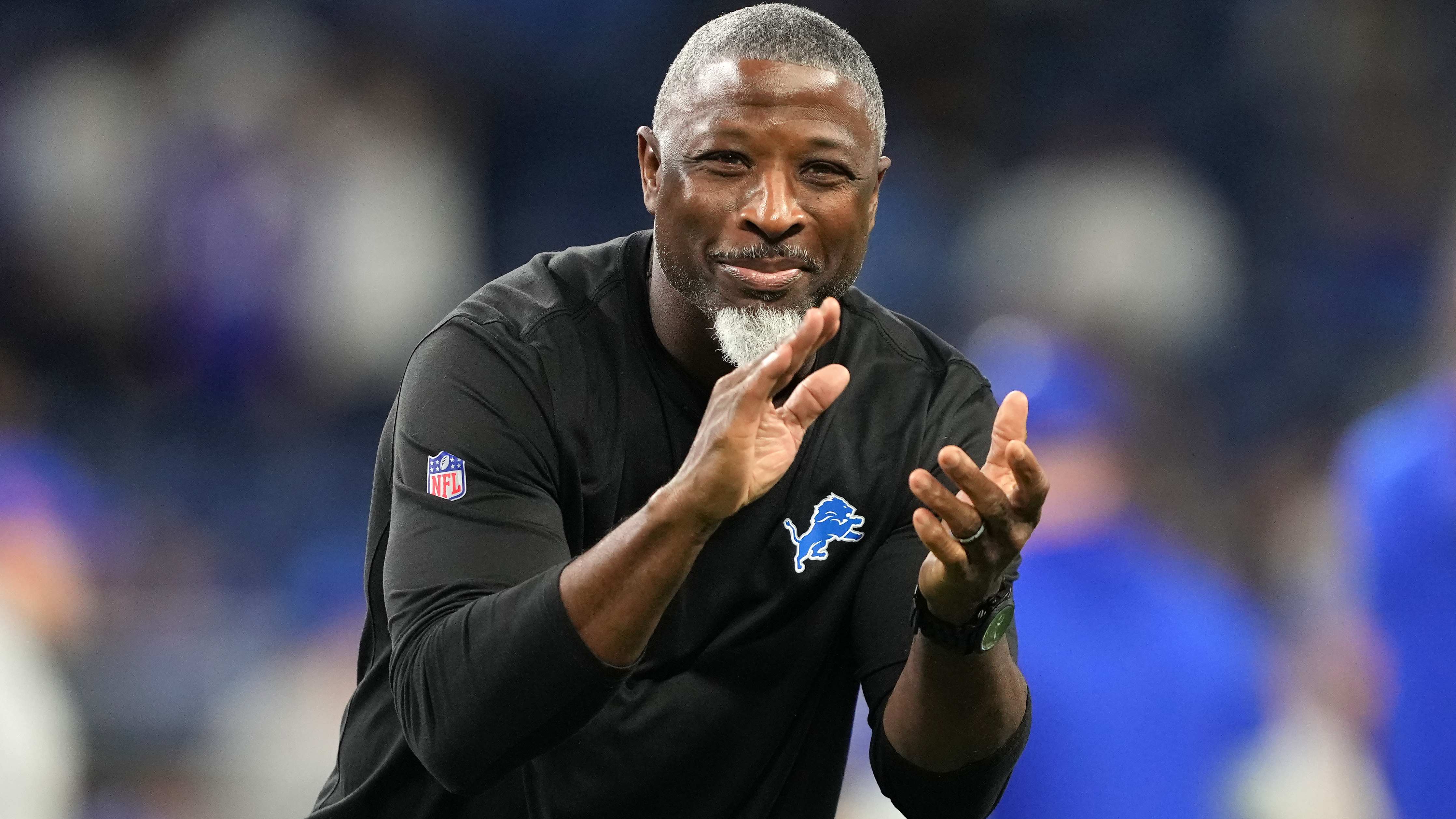 Aaron Glenn cemented a head coaching job after destroying the Vikings ...