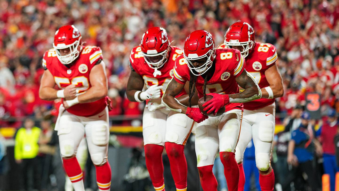 DeAndre Hopkins, Chiefs Hit Perfect 'Remember The Titans' Touchdown ...