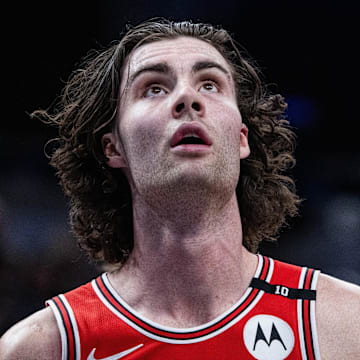 Josh Giddey Reacts To NBA Champion’s New Contract