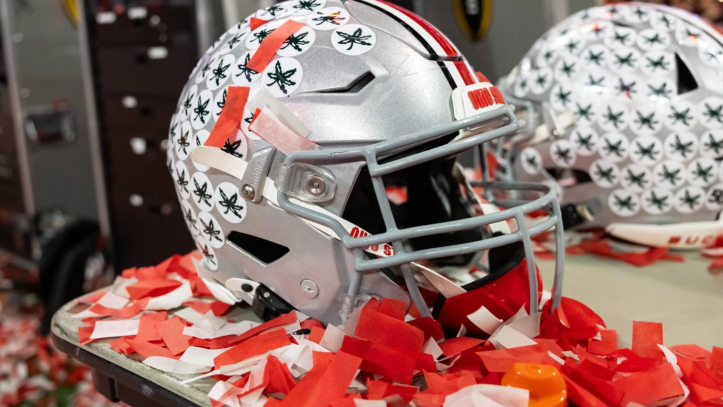 Elite Ohio State Buckeyes Recruit Flips Commitment to North Carolina