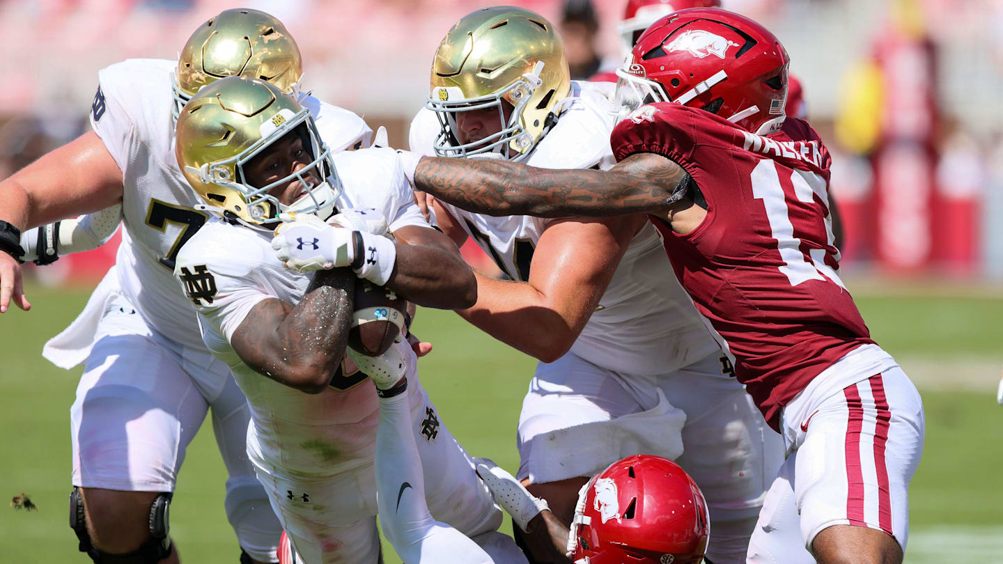 Bye week gives Hogs fans entire day to coach shop