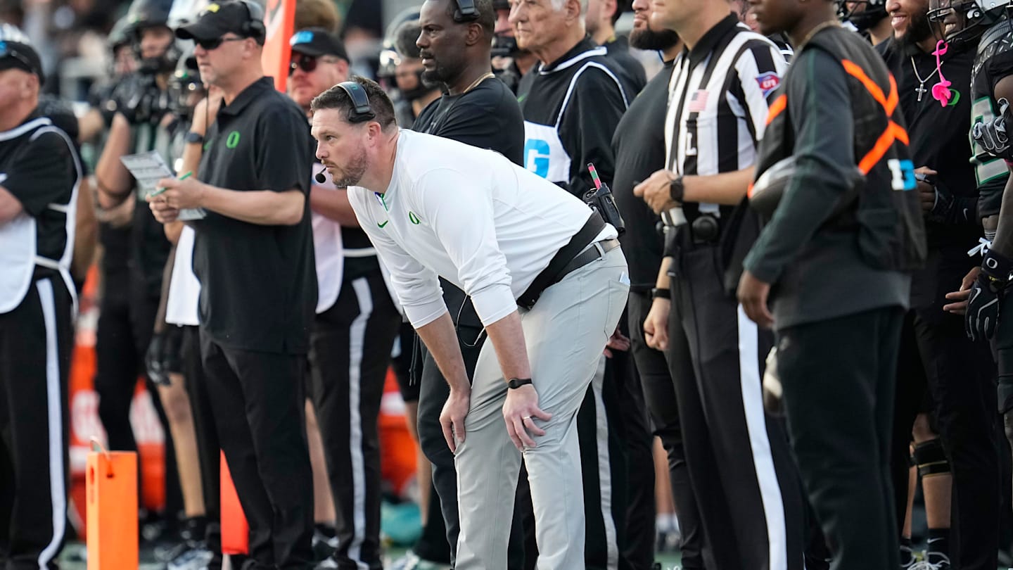 Did Oregon Ducks’ Dan Lanning Intentionally Commit Penalty During Ohio ... Did Oregon Ducks’ Dan Lanning Intentionally Commit Penalty During Ohio ...