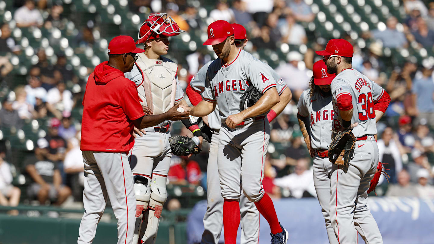 Angels Notes: New-Look Rotation, Pitcher Makes Big Announcement