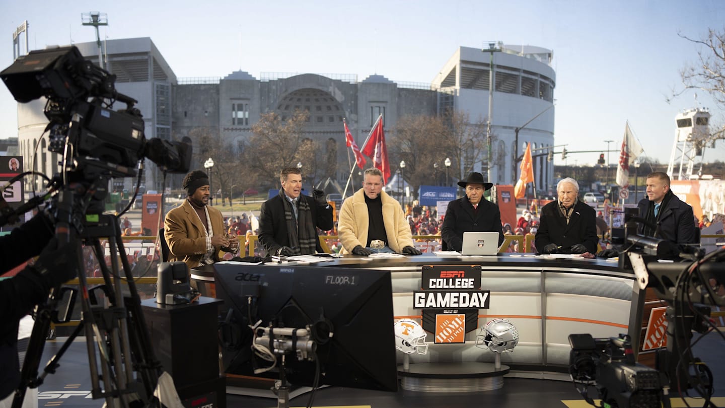 ESPN College Gameday Vs. Fox Sports Big Noon Kickoff lineup battle begins