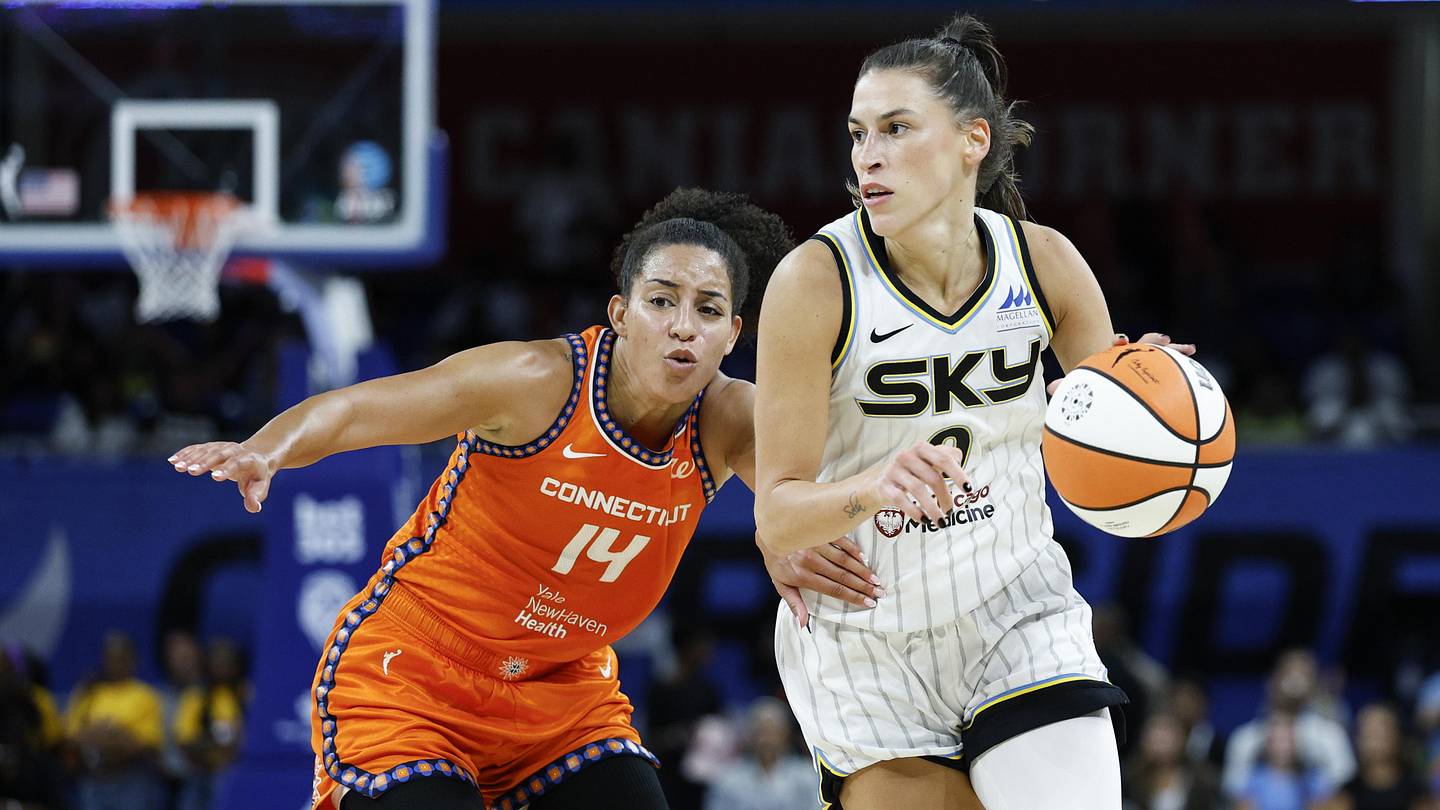 Chicago Sky Must Hit Double-Digit Wins With Victory Over Connecticut Sun