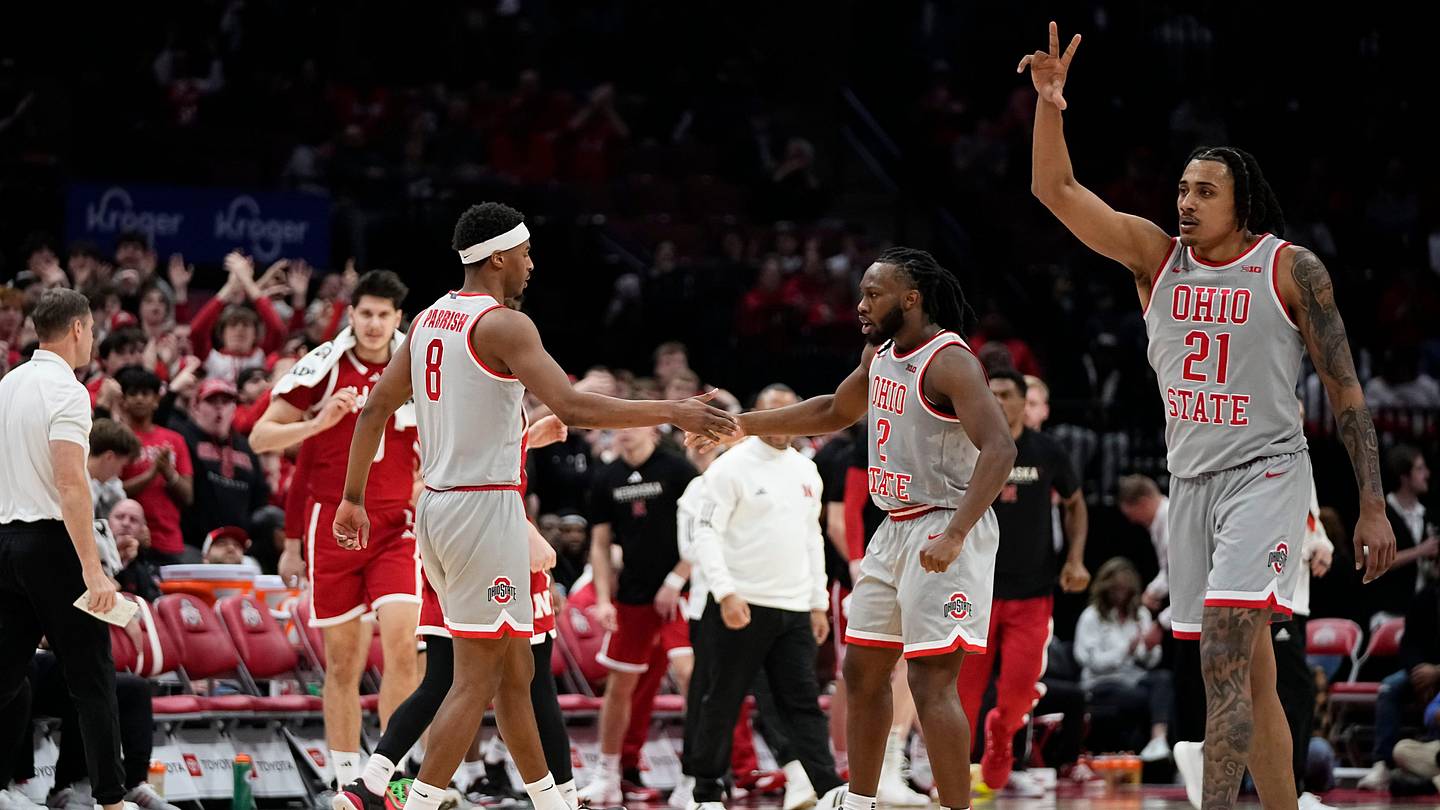 Ohio State Buckeyes Basketball Team Reacts to Epic New Court